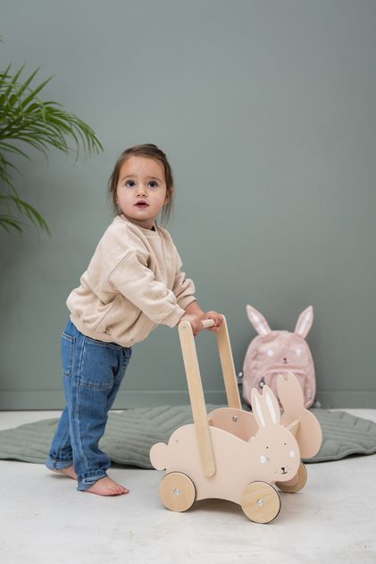 Trixie Baby Dřevěný vozík Rabbit - Trixie Baby - Autíčka a jezdící ...