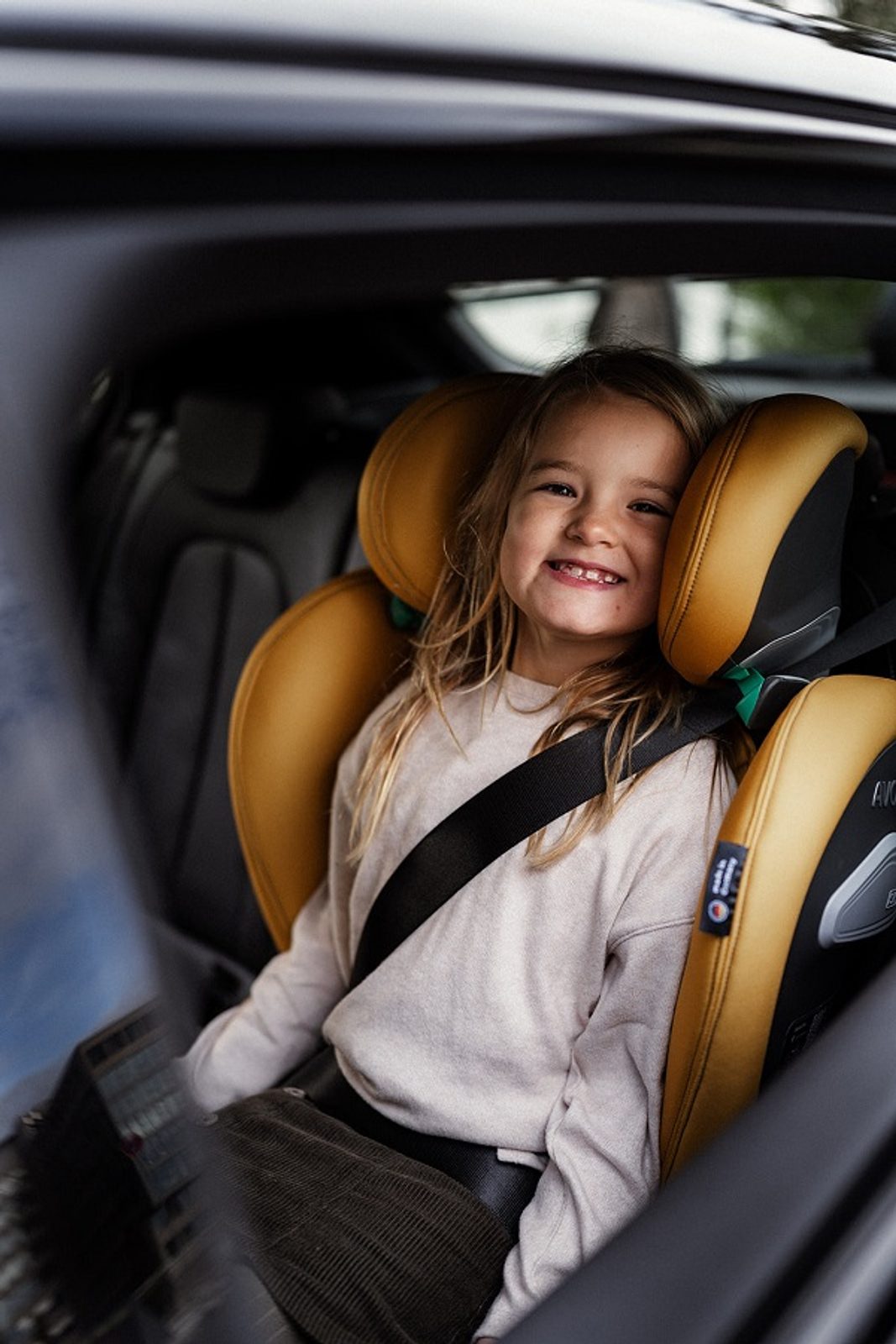 Avova Swan-fix I-SIZE 2024 Gold Jungle - AVOVA - Autosedačky 0-25kg - Malvík.cz