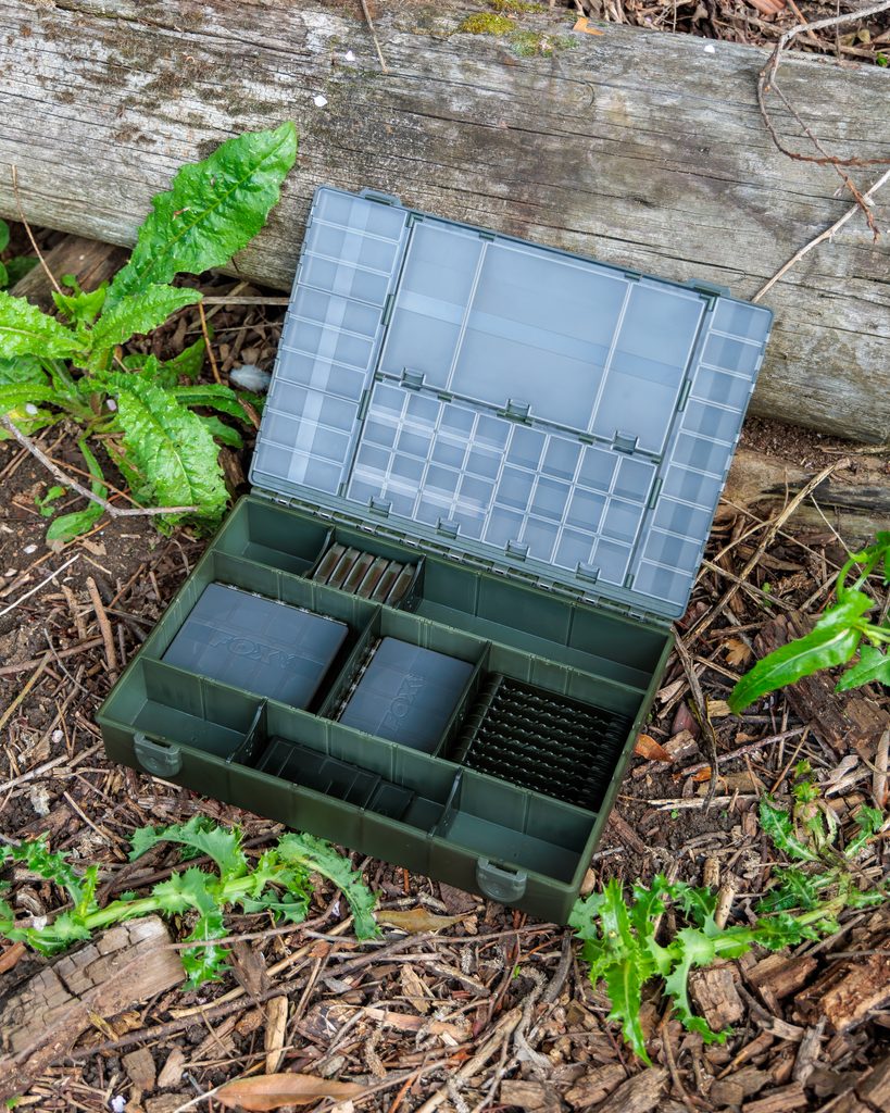Fox Box Edges 'Loaded' Large Tackle Box | Chyť a pusť