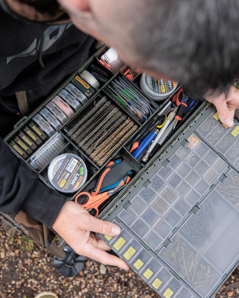 Fox Box Edges 'Loaded' Large Tackle Box | Chyť a pusť