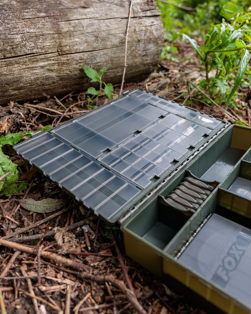 Fox Box Edges 'Loaded' Large Tackle Box | Chyť a pusť