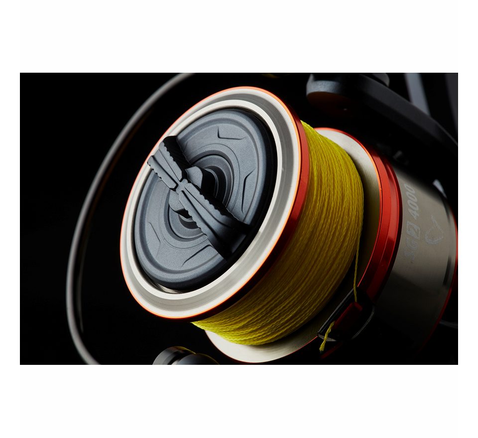 Savage Gear Naviják SG2 2500 FD 5+1 BB 0.15mm Braid Yellow | Chyť a pusť