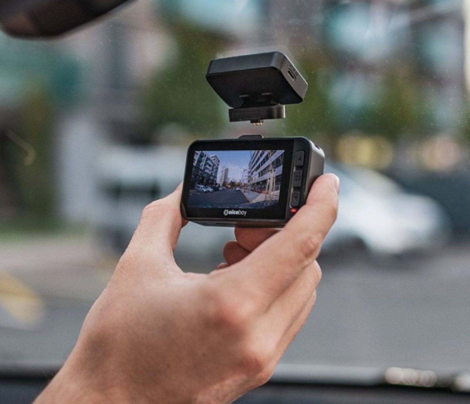 GSM-Market.cz - Niceboy PILOT XR - kamera do auta - Kamery do auta - Audio, video, Televize a ...