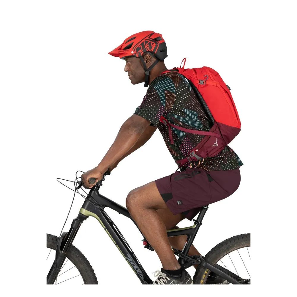 Outdoorweb.eu - SISKIN 12L, postal blue - men's hiking backpack ...