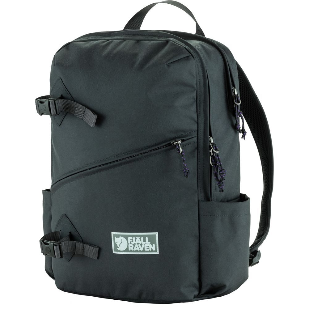 Outdoorweb.eu - Vardag Backpack 17 Coal Black - city backpack - FJÄLLRÄVEN - 102.97