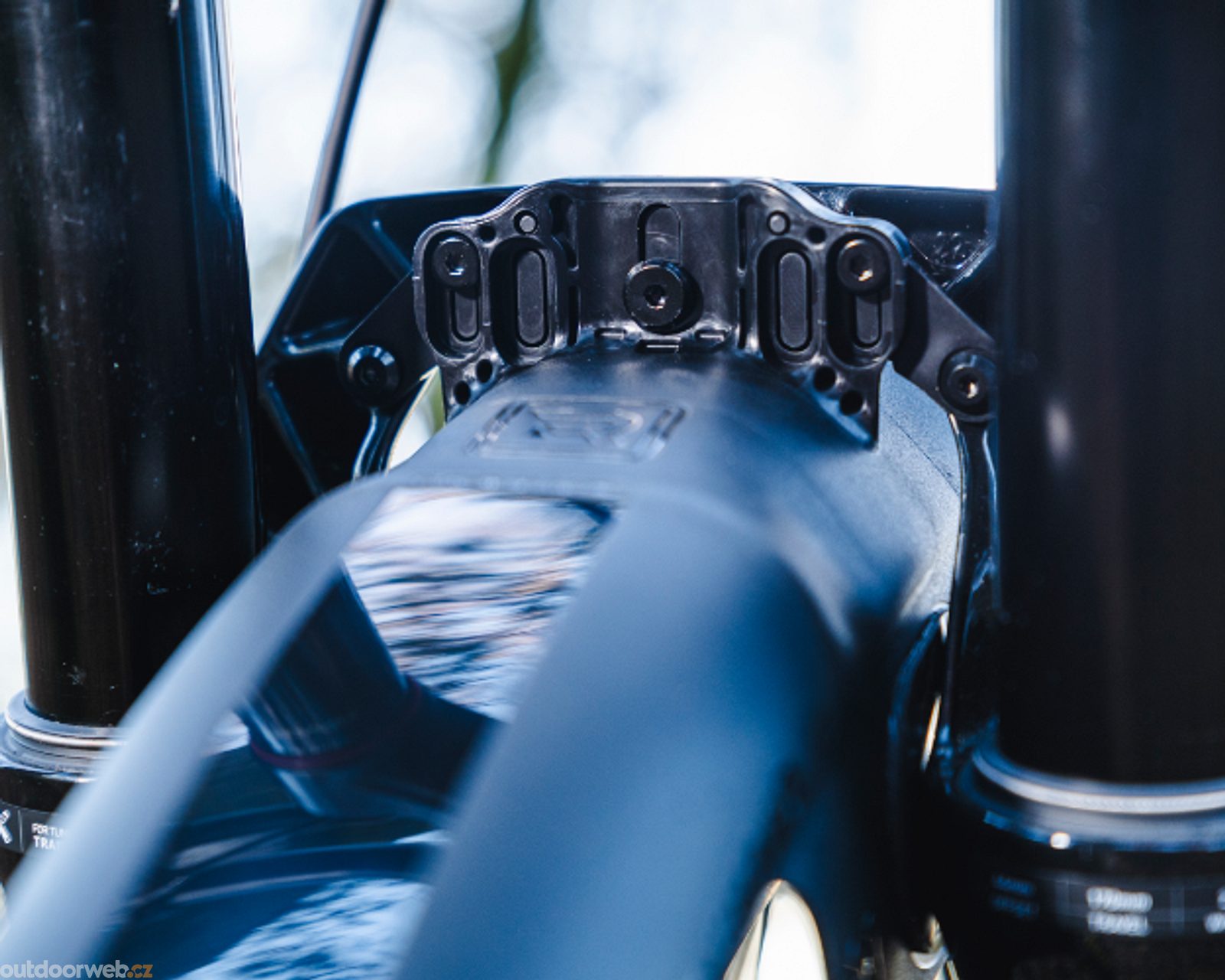 ProGuard Bolt-On Front Black Max Protection v2 - blatník - RRP - 1 000 Kč