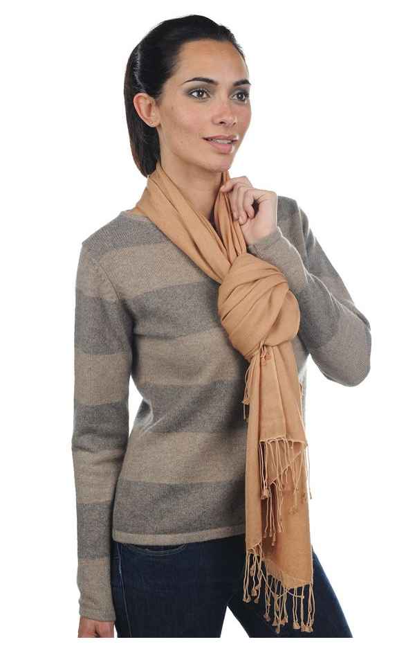 Ropa de lujo hecha de 100% cachemira | Cachemira.es