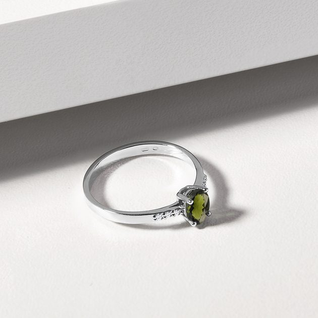 Moldavite and Diamond Engagement Ring in White Gold | KLENOTA