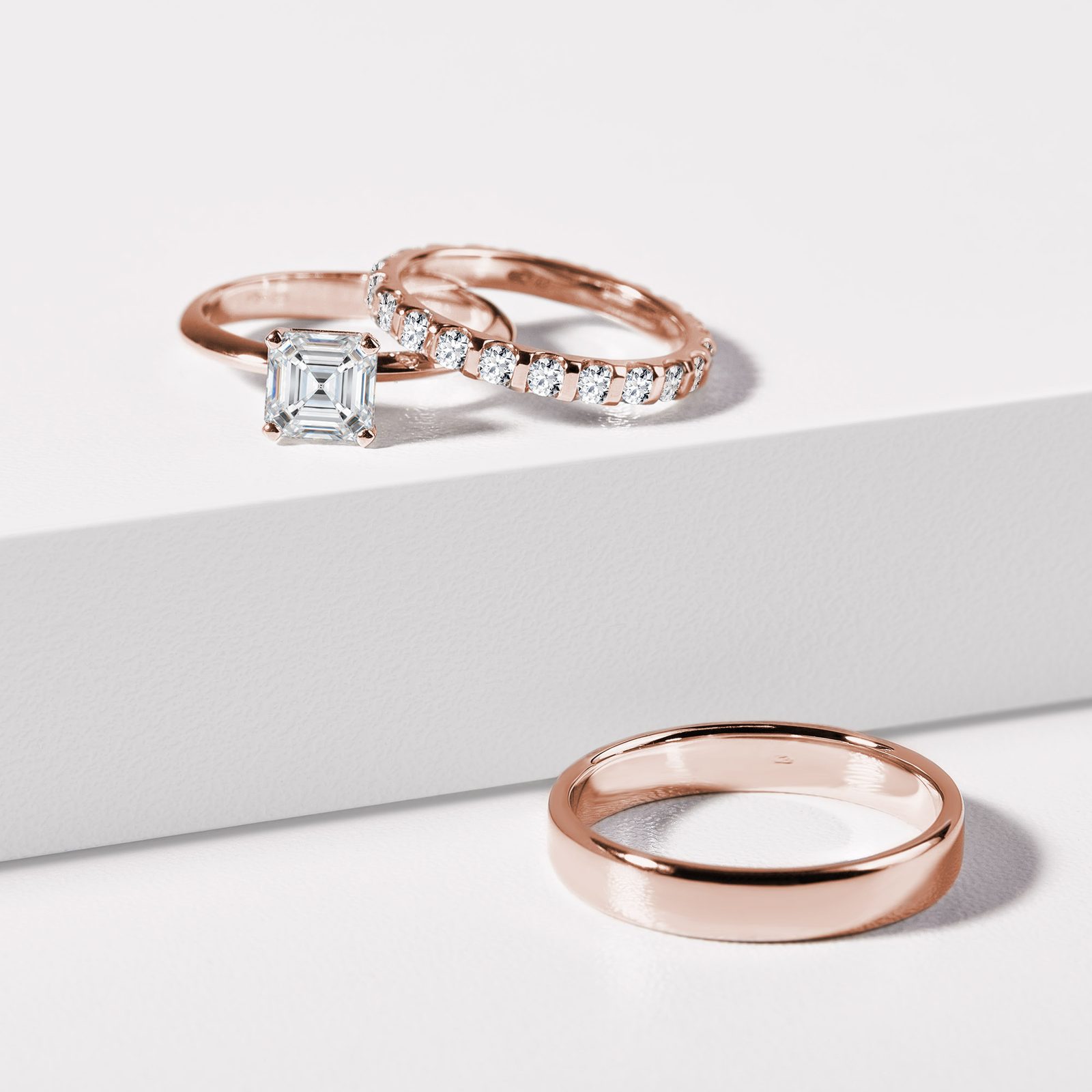 Eternity and Shiny Finish Rose Gold Wedding Ring Set | KLENOTA