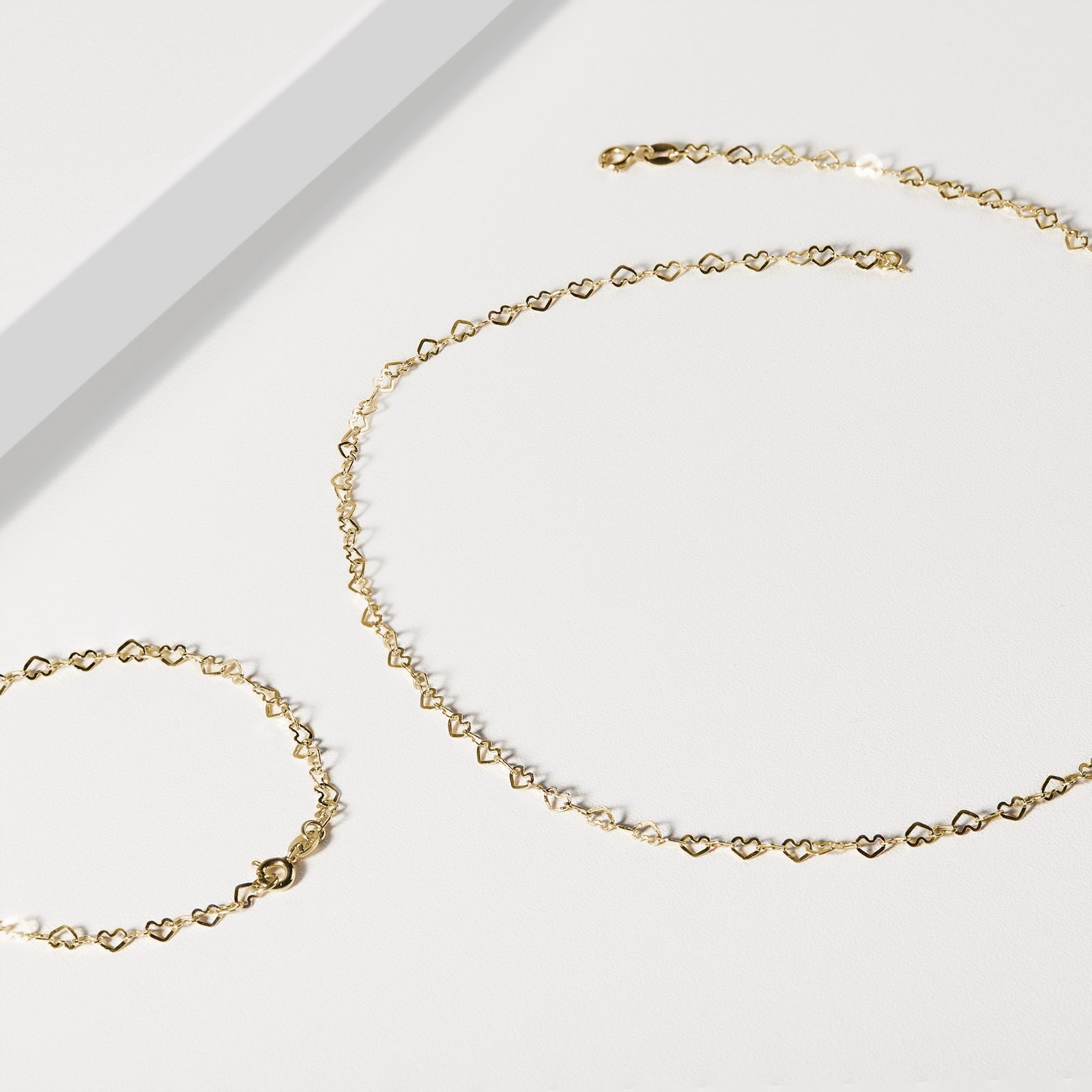 Heart Link Gold Chain | KLENOTA