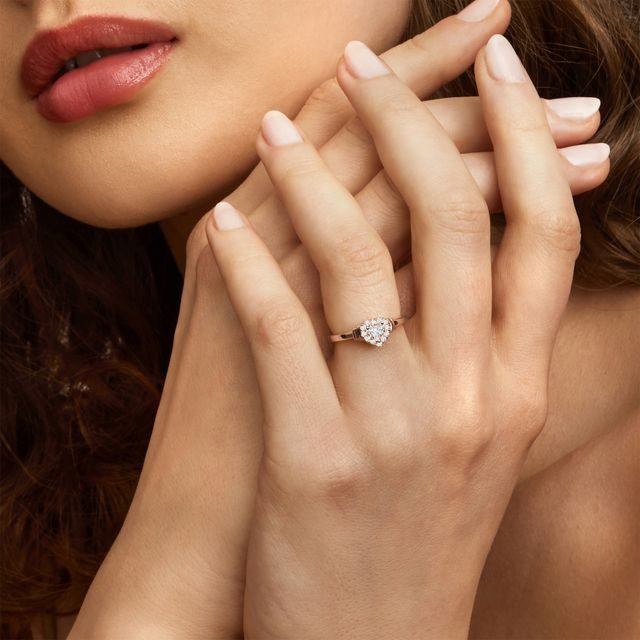 Heart Shaped Diamond Engagement Ring in Rose Gold | KLENOTA