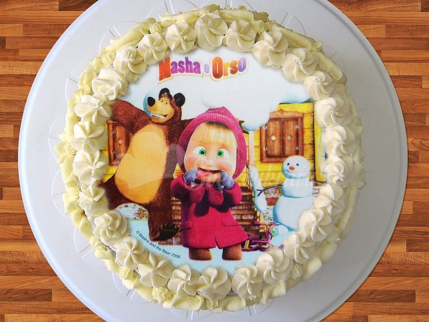 World of Confectioners - Edible paper Masha and the Bear with a snowman ...