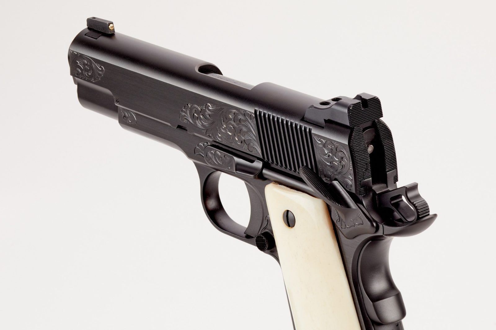 NIGHTHAWK CUSTOM VIP Black Commander - NIGHTHAWK CUSTOM - Zbraně ...