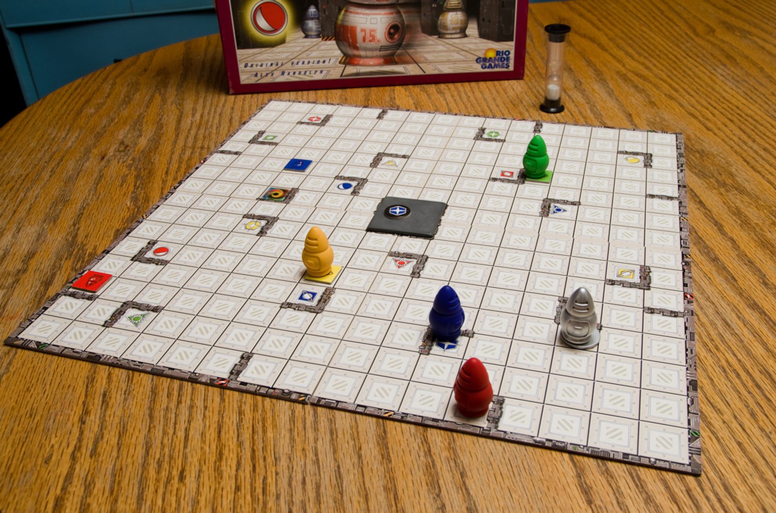 Ricochet Robots | SVĚT-HER.CZ | Společenské deskové hry - Hrajte si!