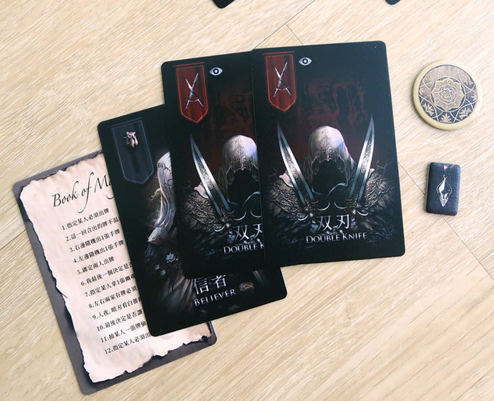 Blades & Rose | SVĚT-HER.CZ | Společenské deskové hry - Hrajte si!