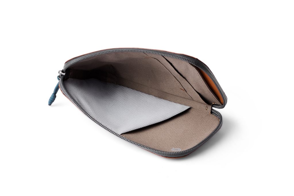 Gentleman Store - Bellroy All-Conditions Phone Pocket - Bellroy ...