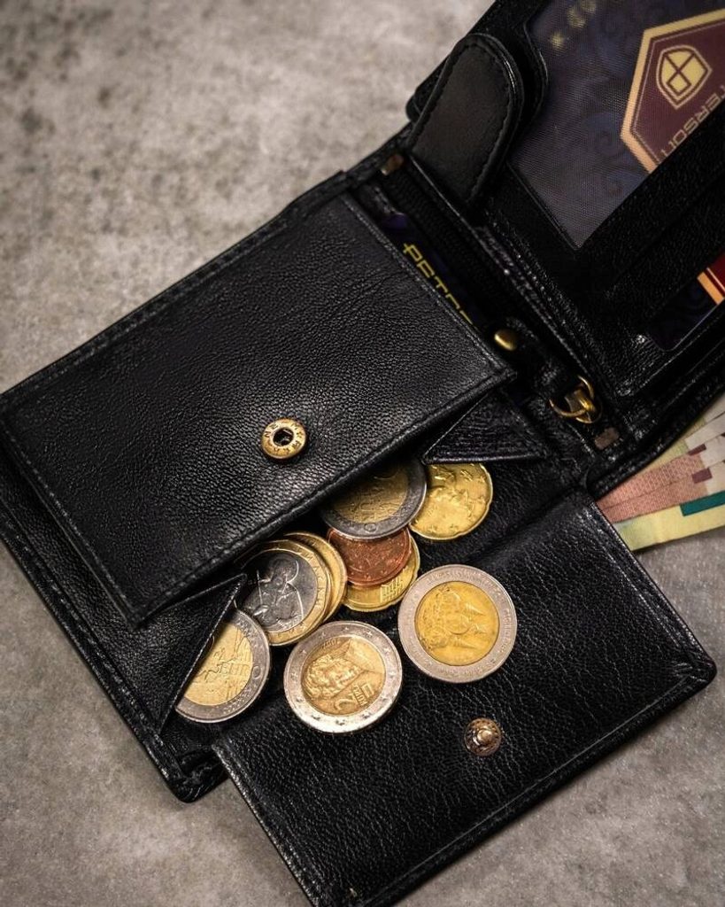 Eleganten črn usnjen komplet Peterson - denarnica in obesek za ključe - Pravimoski.si