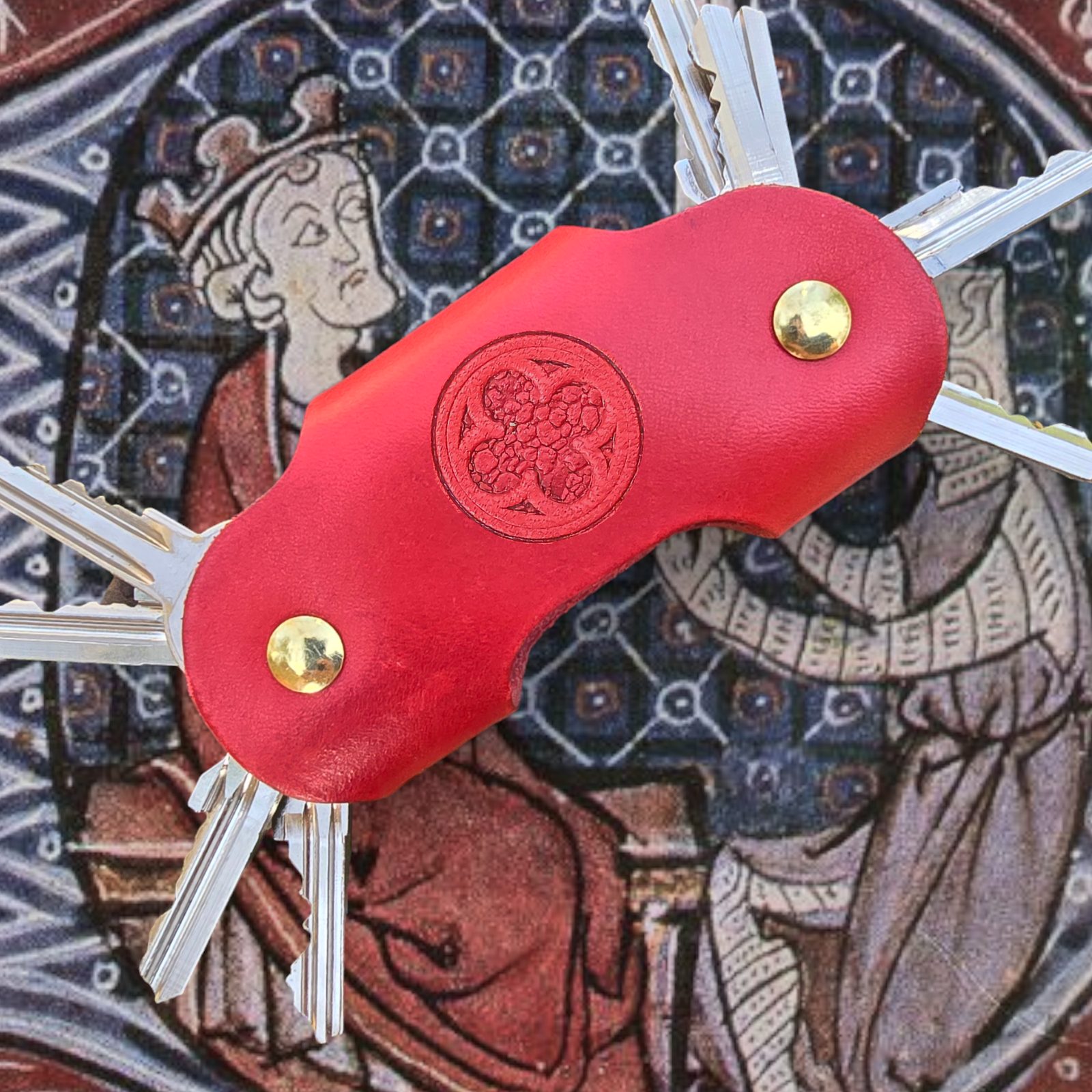 GOTHICA, kožená klíčenka se šrouby, červená - Drakkaria