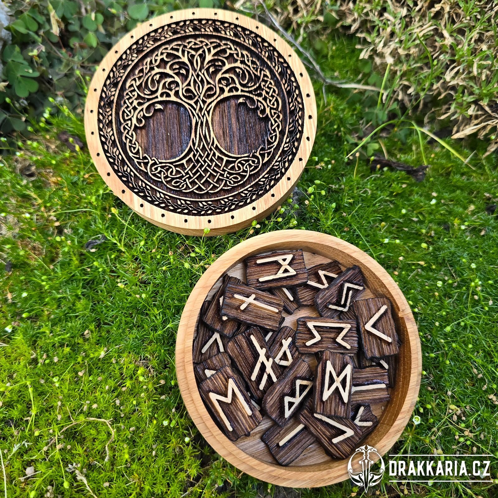 RUNY - FUTHARK s krabičkou - Yggdrasil - Drakkaria