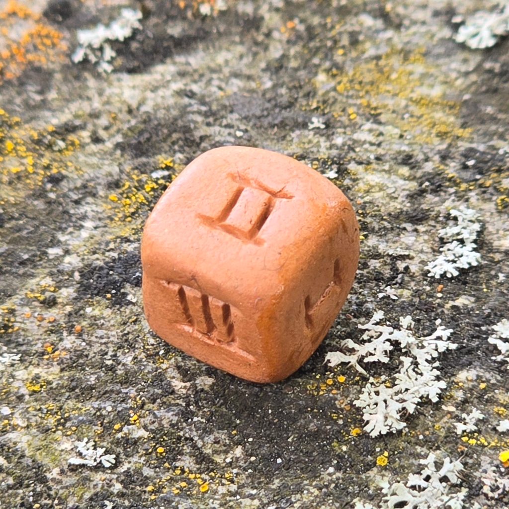 ROMAN DICE, clay Roman board games Historical Board Games, Games and ...