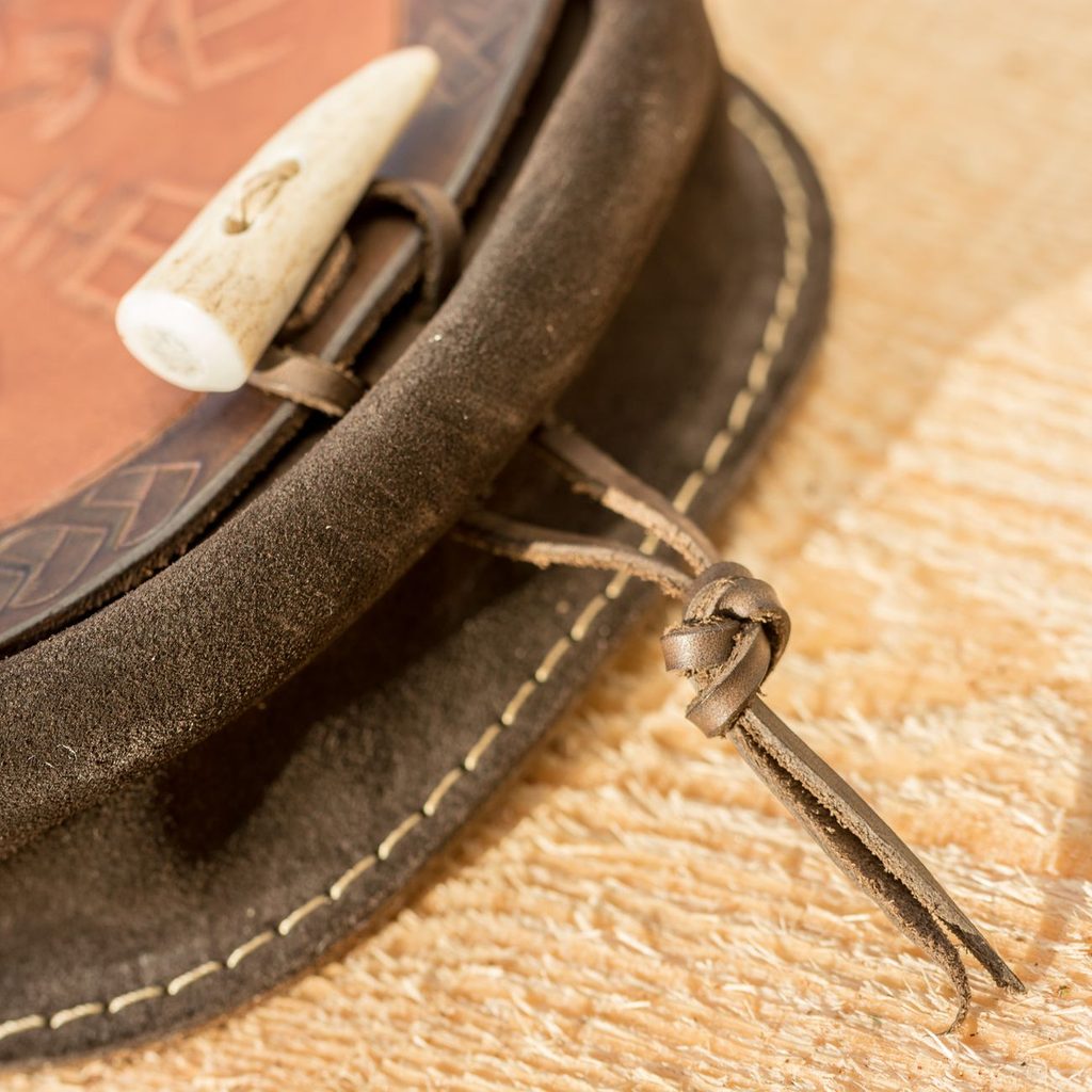 Vegvísir, leather viking bag Wulflund