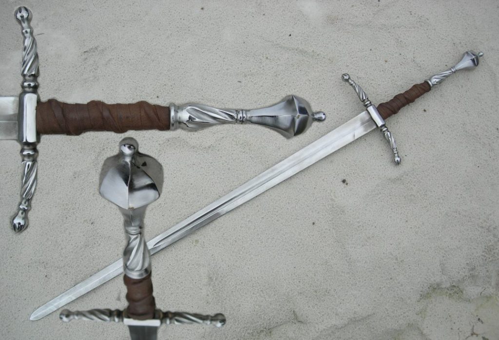 HAND and a HALF SWORD - nobleman Drakkaria Medieval swords Swords ...