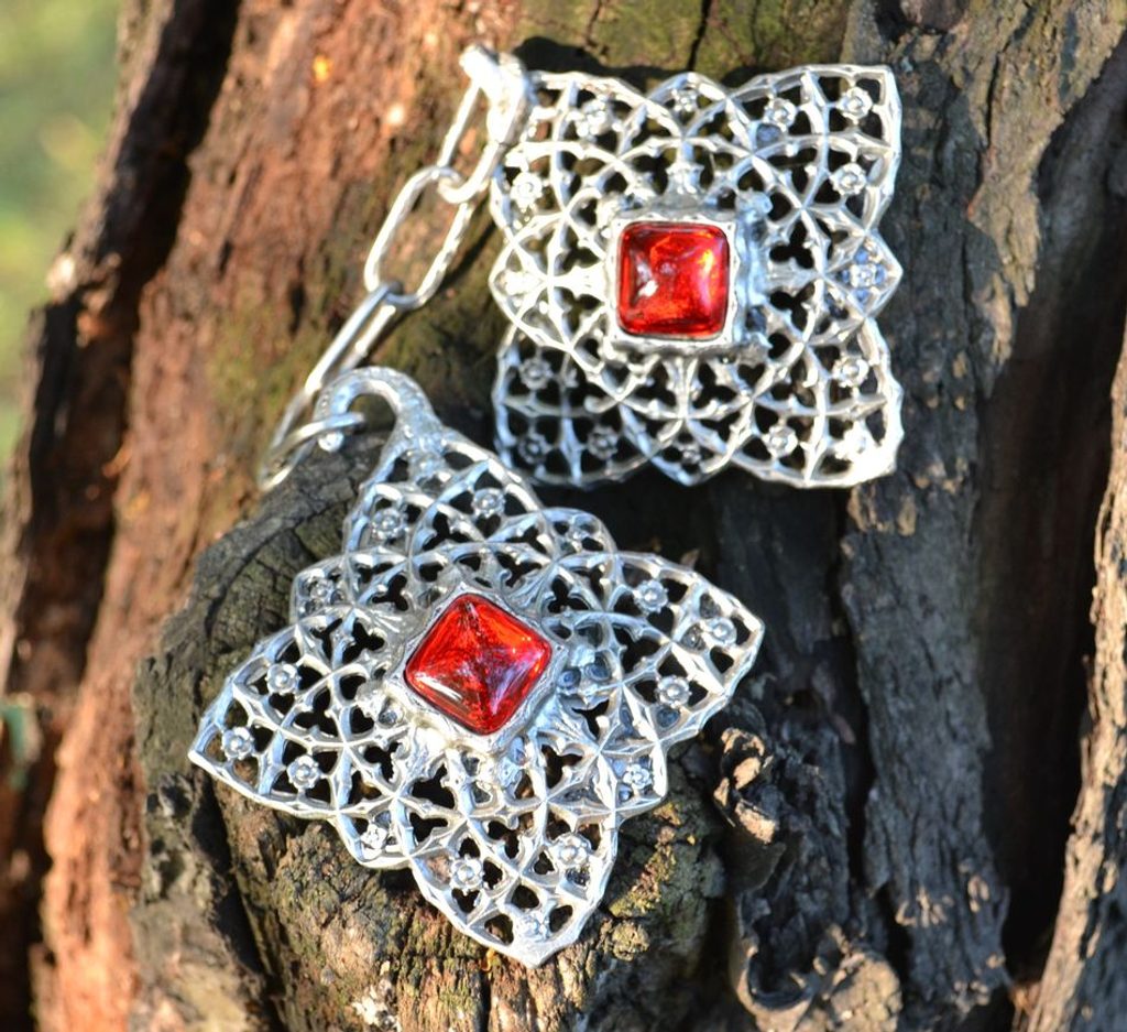 FLOWER OF LIFE, cloak brooch with glass - wulflund.com