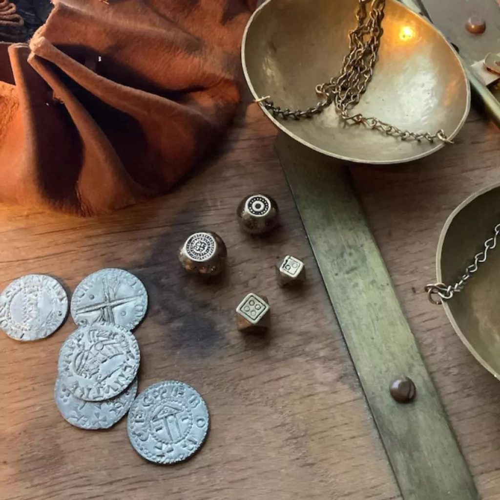 Viking folding scales Wulflund