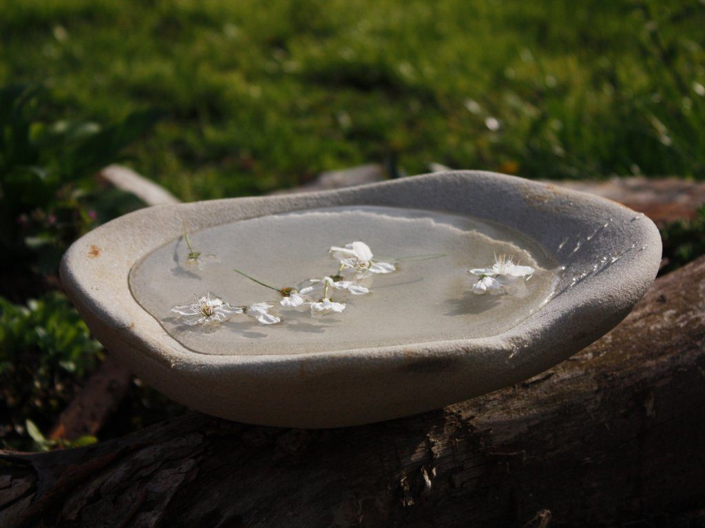 Stone Garden Bowl - small - sandstone Wulflund