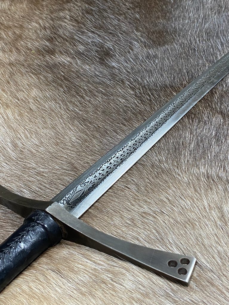 FLORIAN - medieval one and a half hand etched sharp sword Wulflund