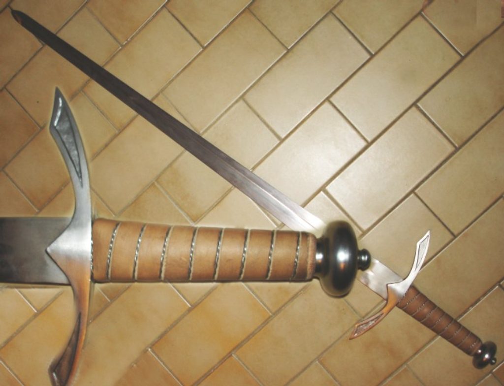 SWORDS - ARMOR - ONLINE SHOP - ESHOP - ARMOUR Nous faisons revivre l ...