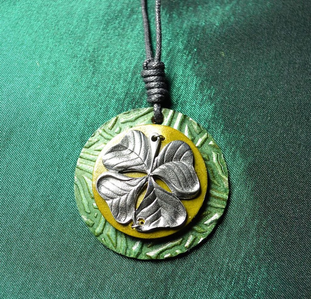 IRISH CLOVER, leather collection Wulflund