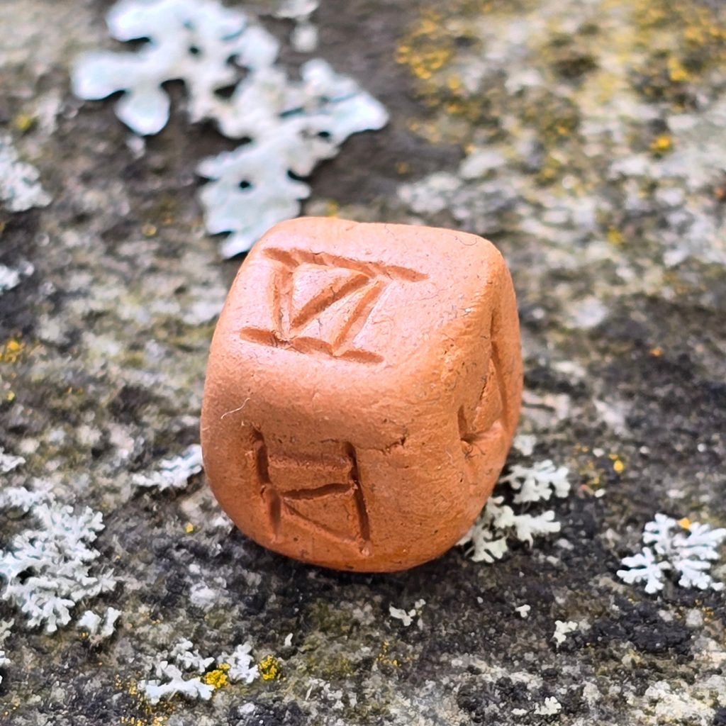 ROMAN DICE, clay Roman board games Historical Board Games, Games and ...