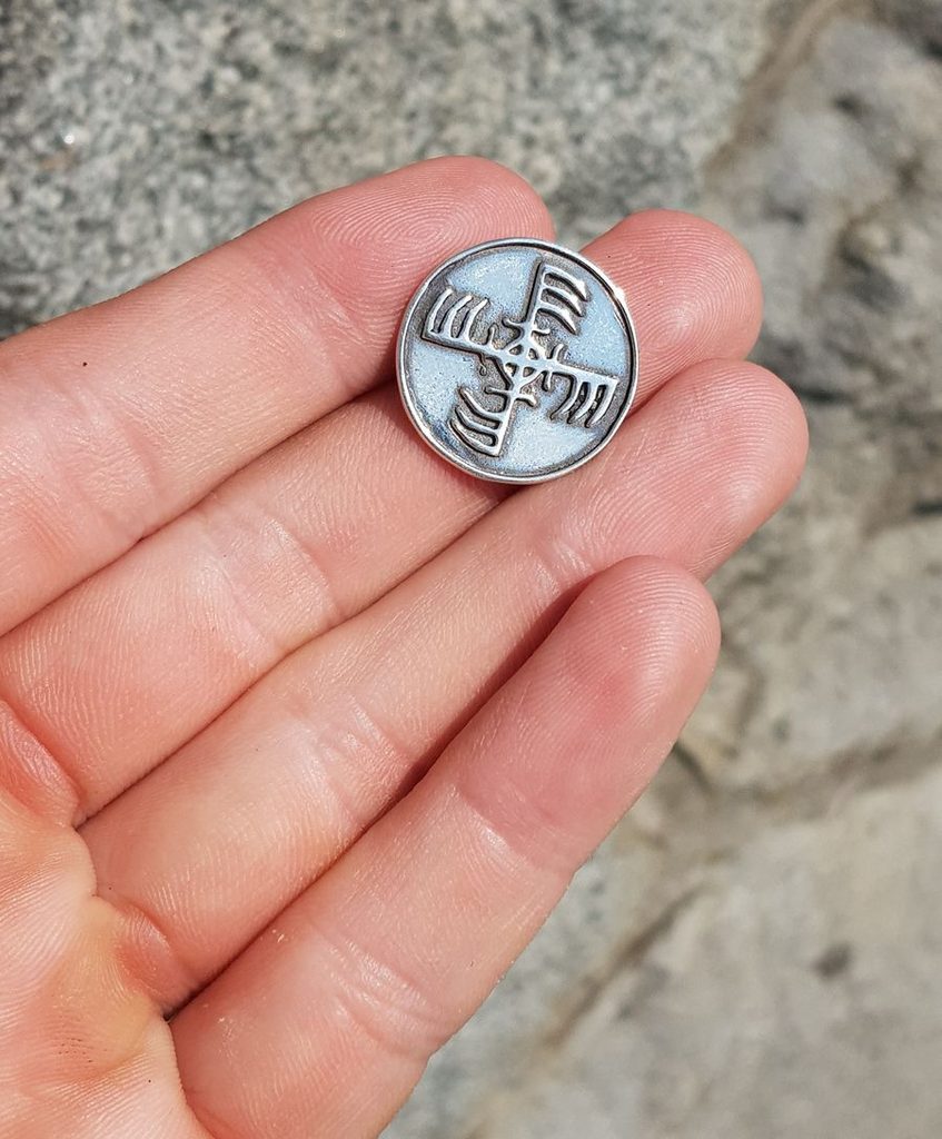 GINFAXI, Icelandic magical rune, silver Drakkaria pendants Silver ...