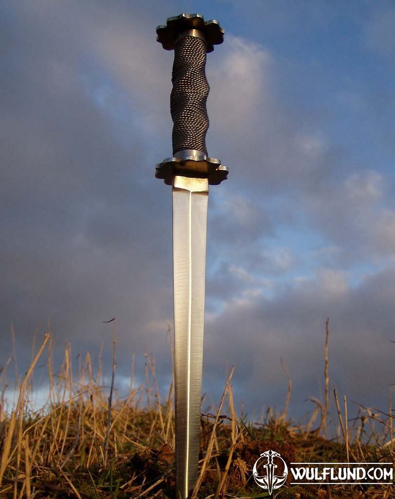 GOTHIC DAGGER - XXXVII costume and collectors’ daggers daggers, Weapons ...