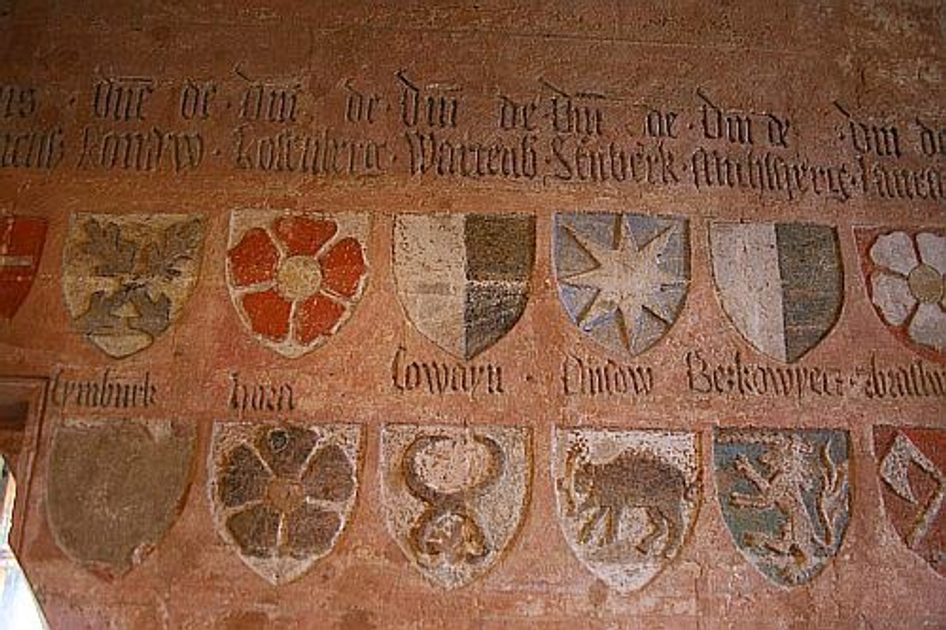 PRAG, mittelalterliches Wappen im Schild, 14. Jahrhundert, Zink ...