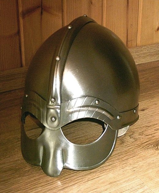 Gjermundbu Spectacle Helmet - wulflund.com