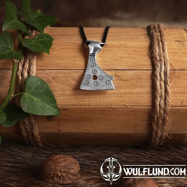 SLAVIC AMULETS PERUN AXES Wulflund