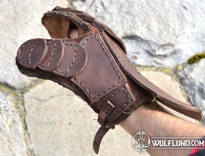 Leather Gauntlets for Swords Fighters Wulflund