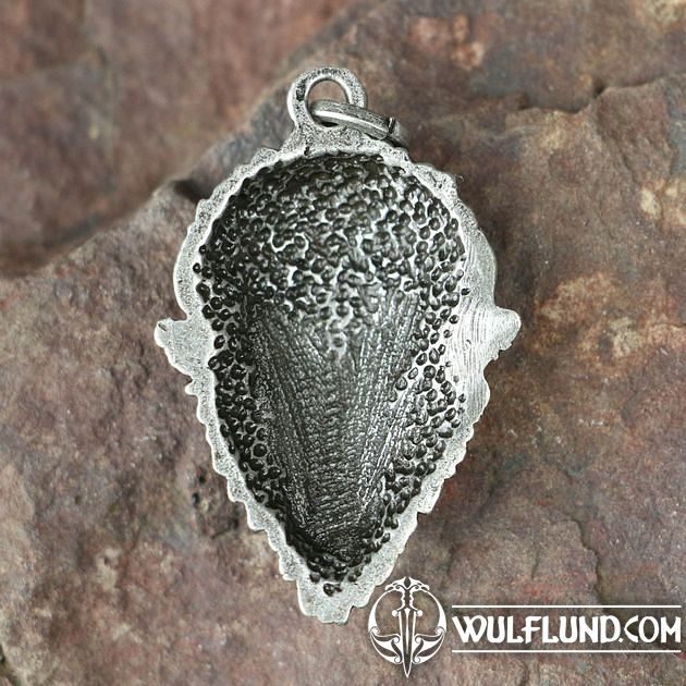 TATANKA - BISON Zinc Pendant, antique silver Drakkaria animal pendants ...