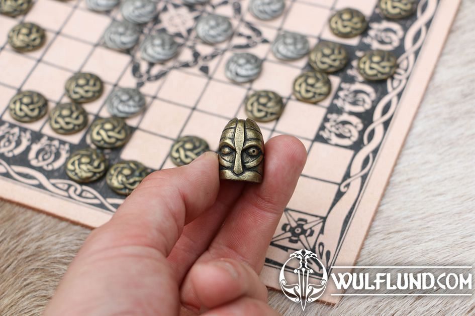 HNEFATAFL or Tafl, Viking Board Game - leather and stones Drakkaria ...