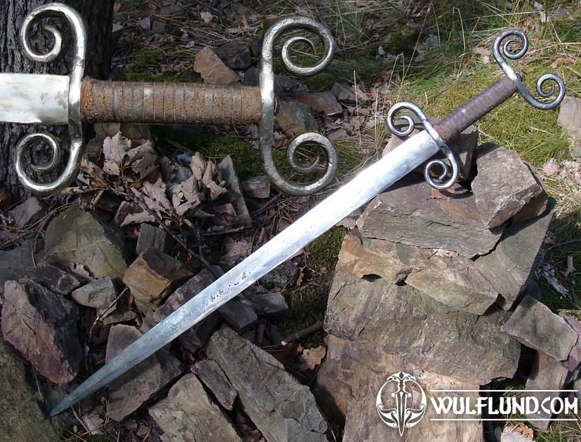 Celtic Anthropomorphic Sword Wulflund.com - Manufacture of jewellery ...