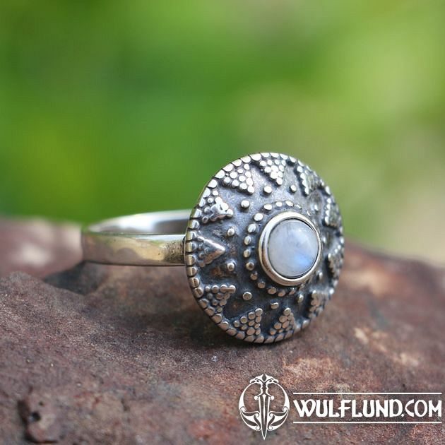 SLAVIC RING with rainbow moonstone Drakkaria Rings Silver jewellery ...
