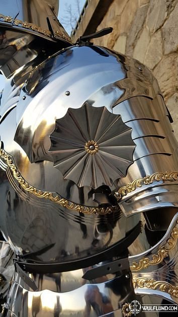 CUSTOM MADE FUNCTIONAL SUIT OF ARMOURS Wulflund.com - Manufacture of ...