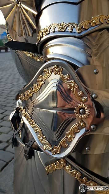 CUSTOM MADE FUNCTIONAL SUIT OF ARMOURS Wulflund.com - Manufacture of ...