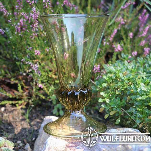 WINE GLASSES, 16th century France historical glass Feasting Wulflund