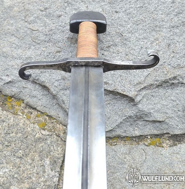 SLAVIC SWORD from Mikulcice, hand forged replica medieval swords swords ...