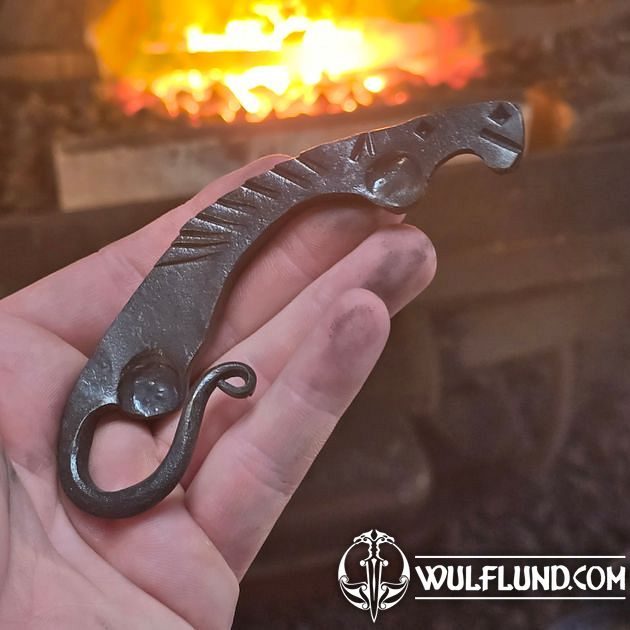 Décapsuleur forgé - Cheval produits forgés Fer forgé et monnaie Nous ...