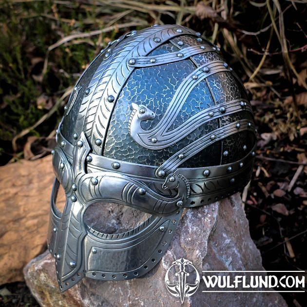 SLEIPNIR, un luxueux casque viking casques vikings et à nasale casques ...