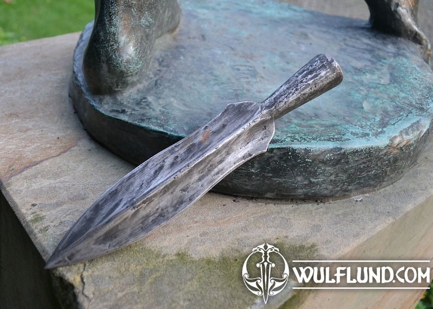 Hand Hammered Spears - wulflund.com